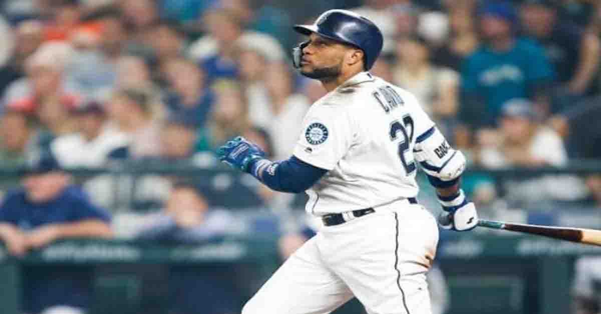 Julio César Franco muestra su swing a sus 61 años, para eso nació ...