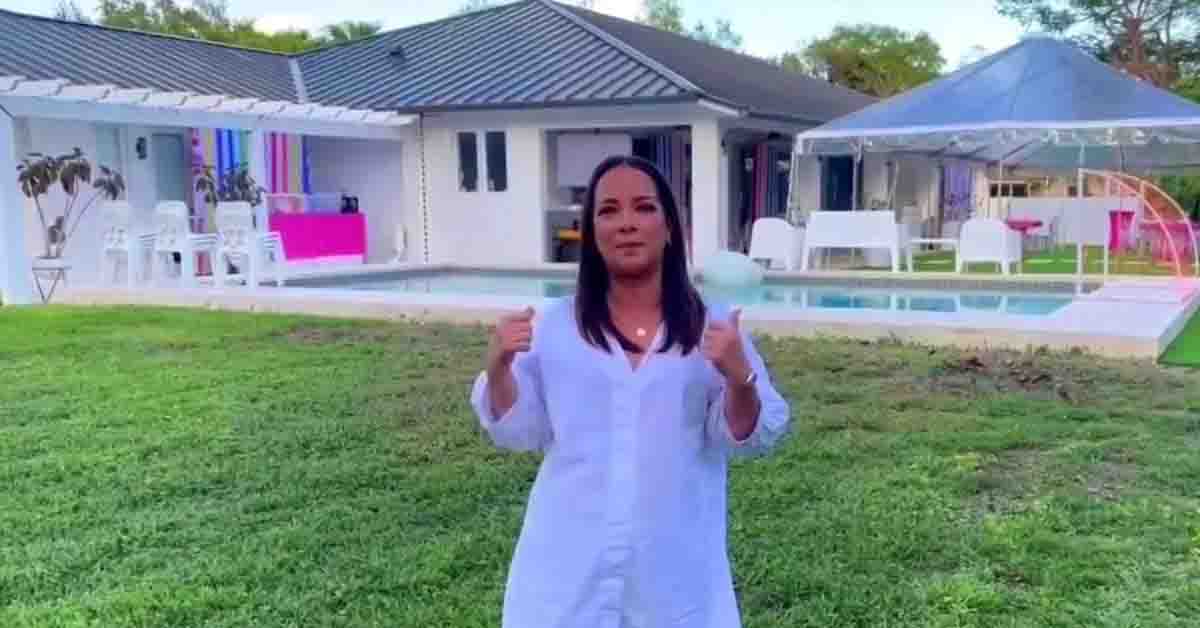 Así es el humilde hogar de Adamari López en la isla del encanto Puerto ...