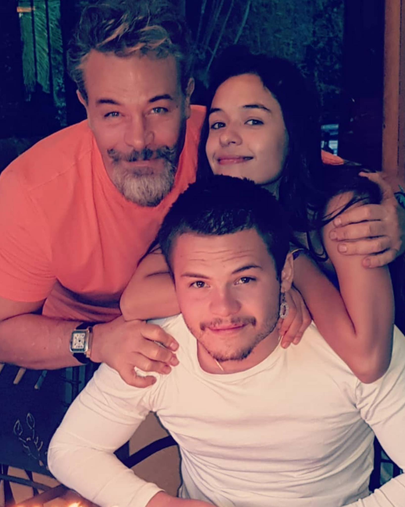Hijo de Sergio Sendel es criticado por no heredar la voz de su padre ...
