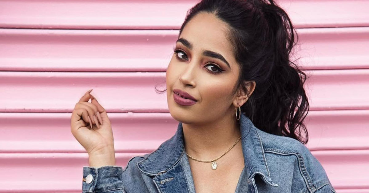 La hija menor de Lupillo Rivera reacciona al noviazgo de su padre con ...