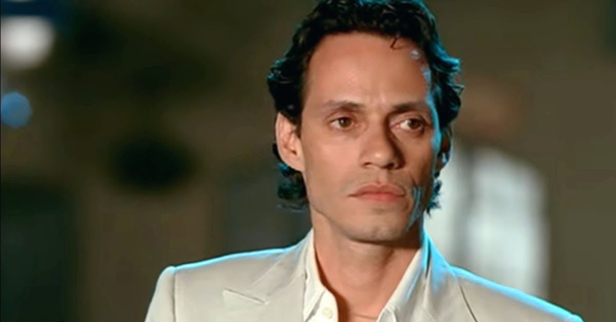 Marc Anthony manda a callar a un fan que le gritó “deja de hablar en ...